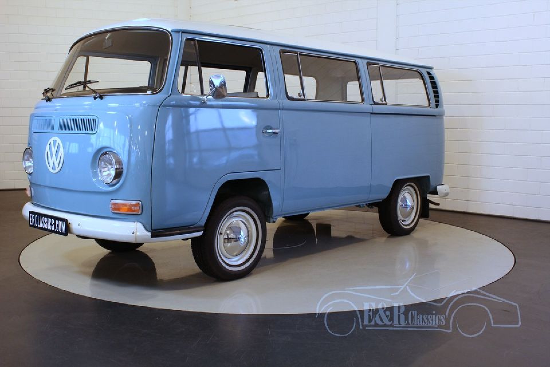 Volkswagen T2A Kombi 1969 for sale at ERclassics