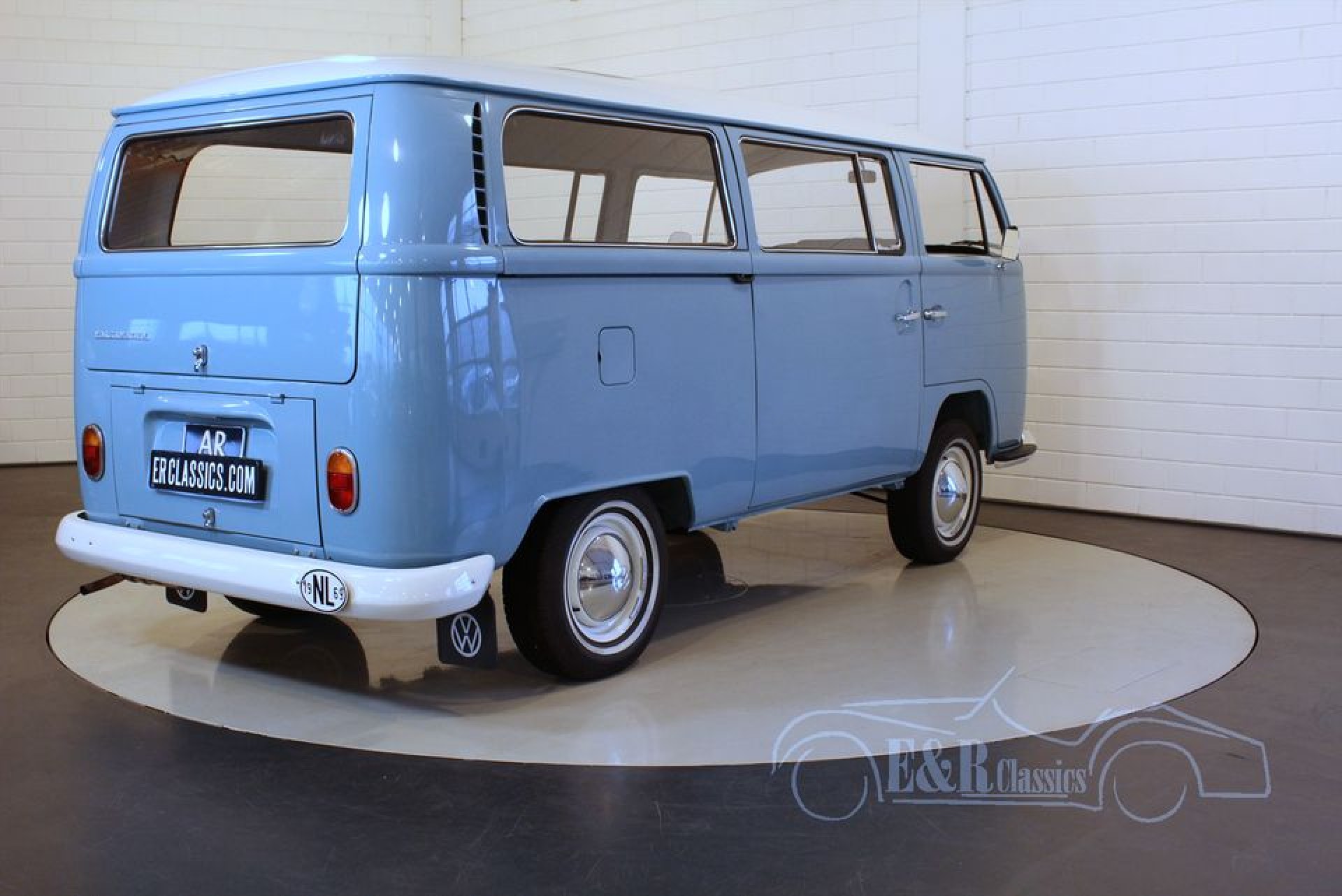 Volkswagen T2A Kombi 1969 for sale at ERclassics