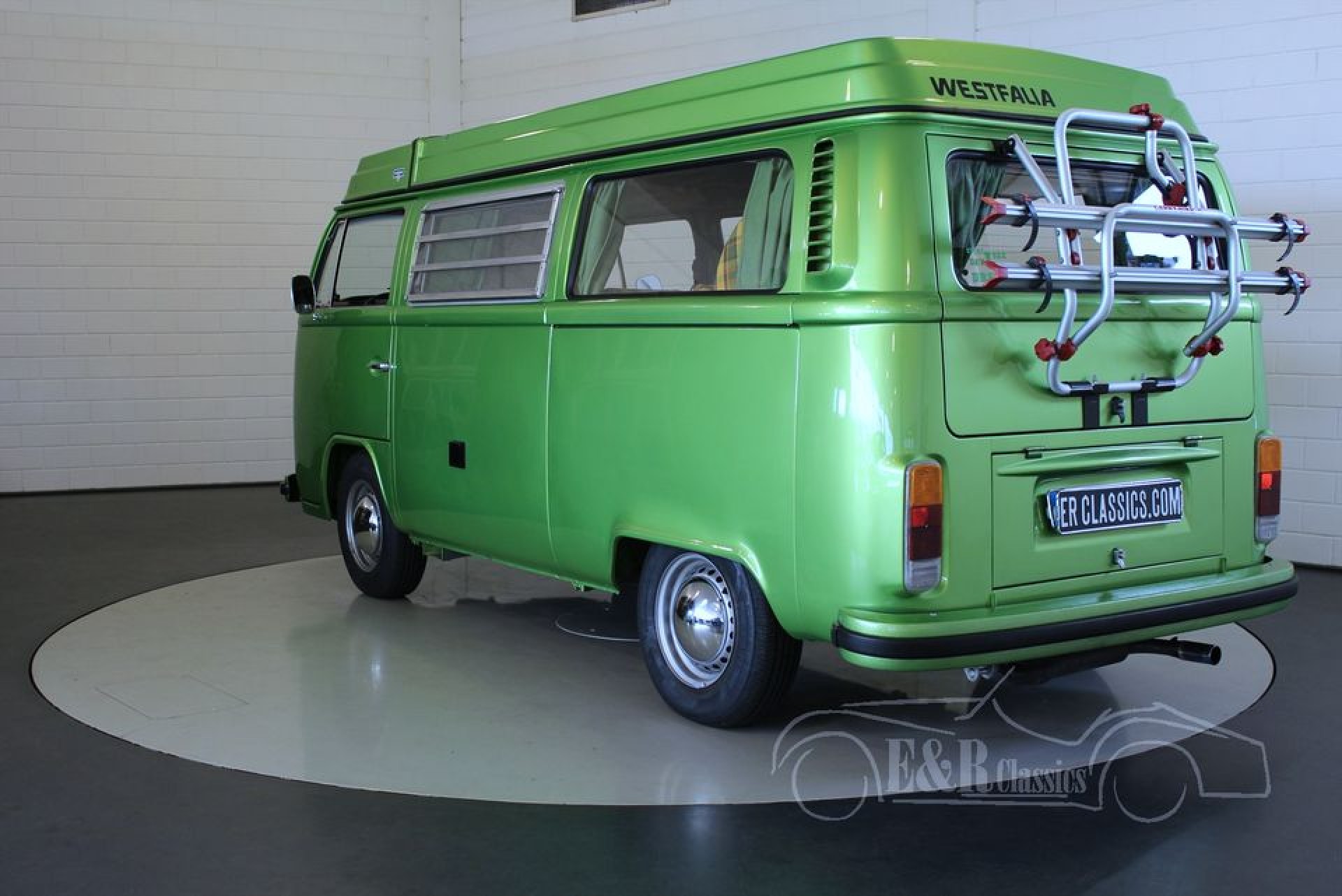 Volkswagen T2B Westfalia 1977 for sale at ERclassics