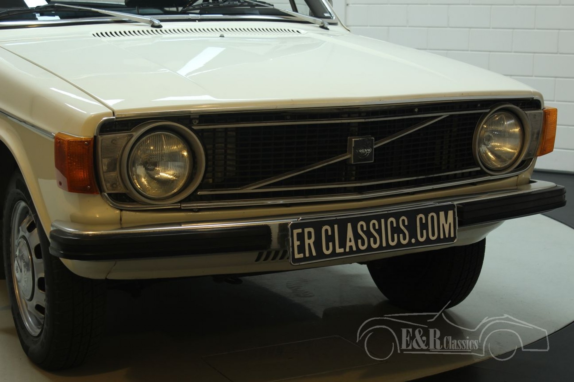 Volvo 142 De Luxe 1972 for sale at Erclassics