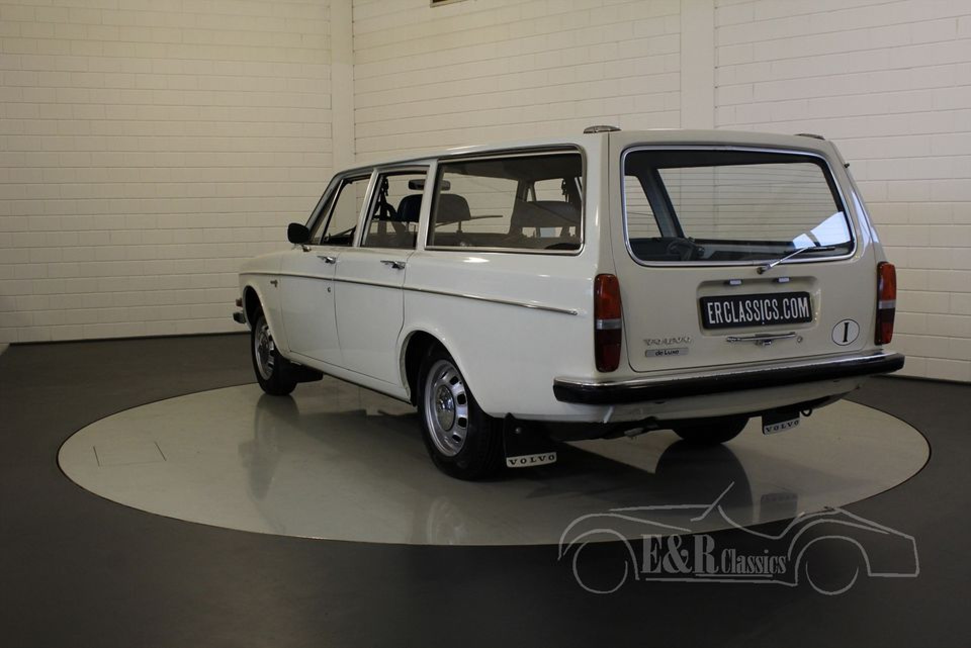 Volvo 145 S 1971 for sale at Erclassics