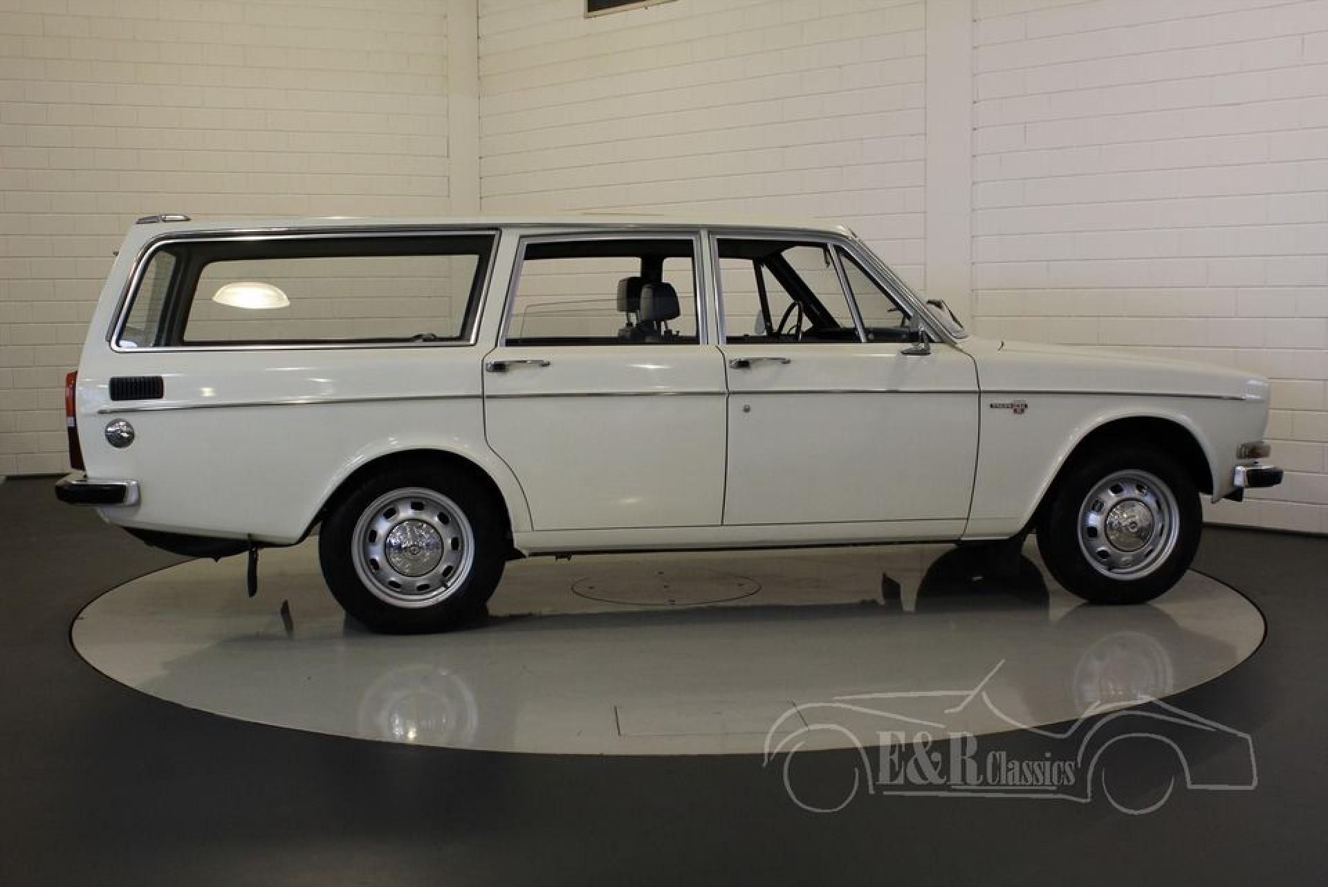 Volvo 145 S 1971 for sale at Erclassics