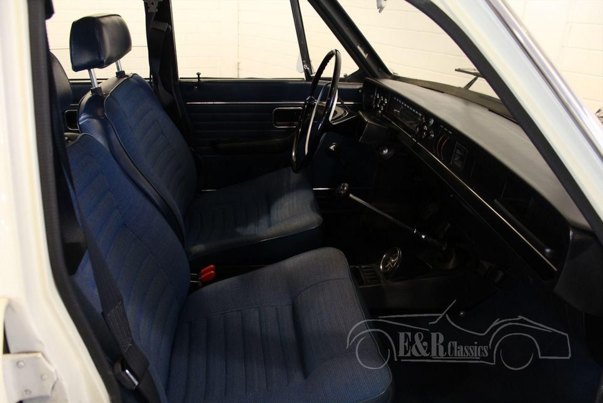 Volvo 145 S 1971 for sale at Erclassics