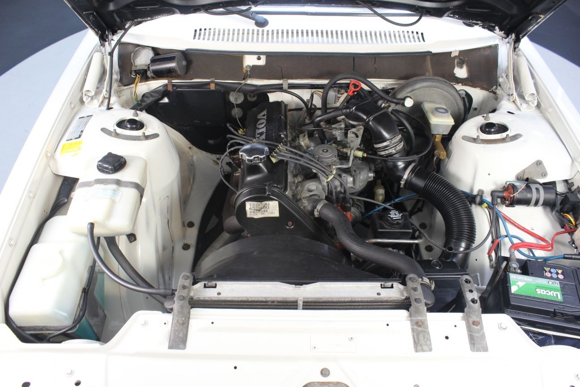 Volvo 240 DL Sedan 1985 for sale at ERclassics