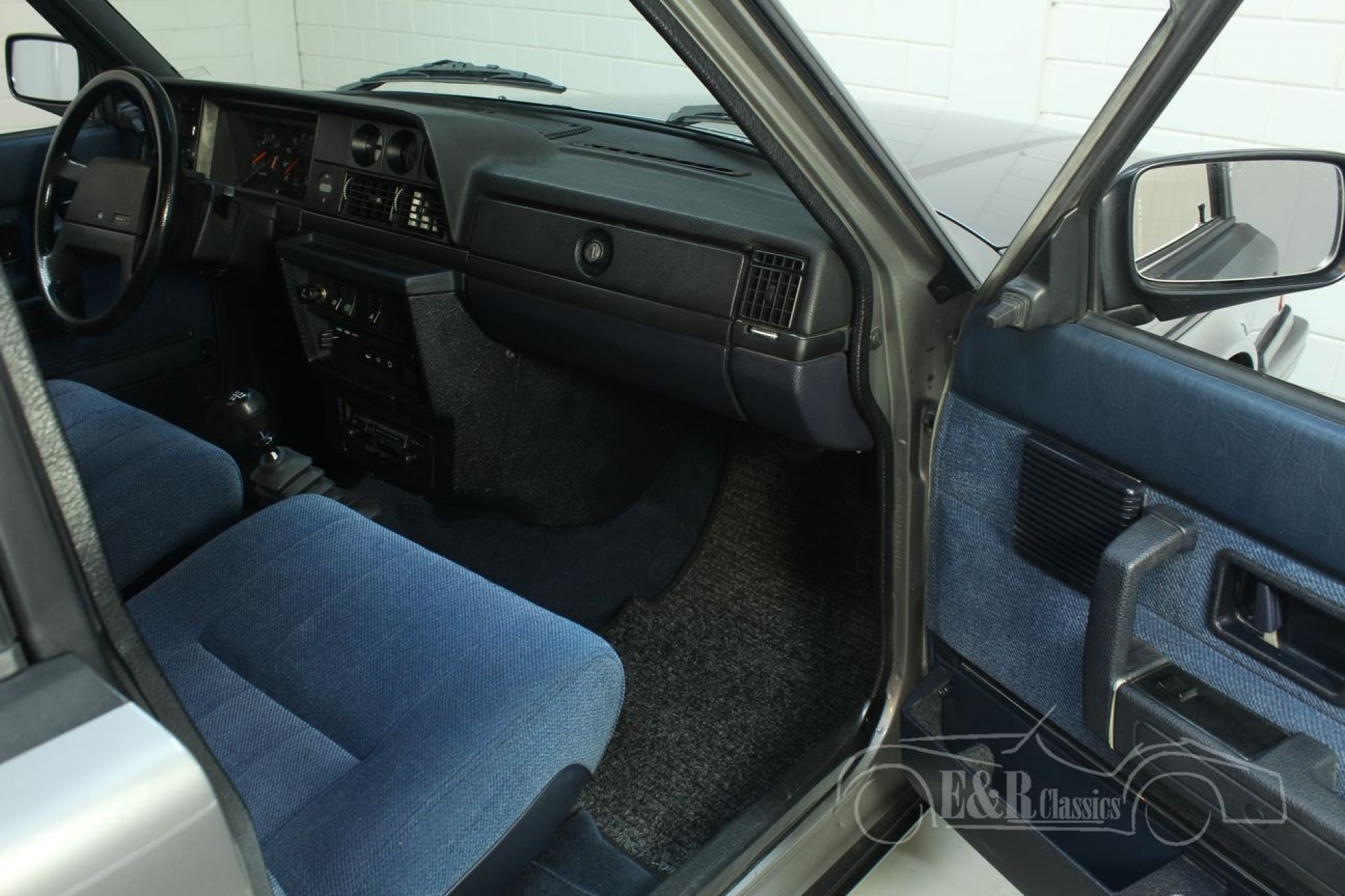 Volvo 240GLT Saloon 1991 for sale at Erclassics
