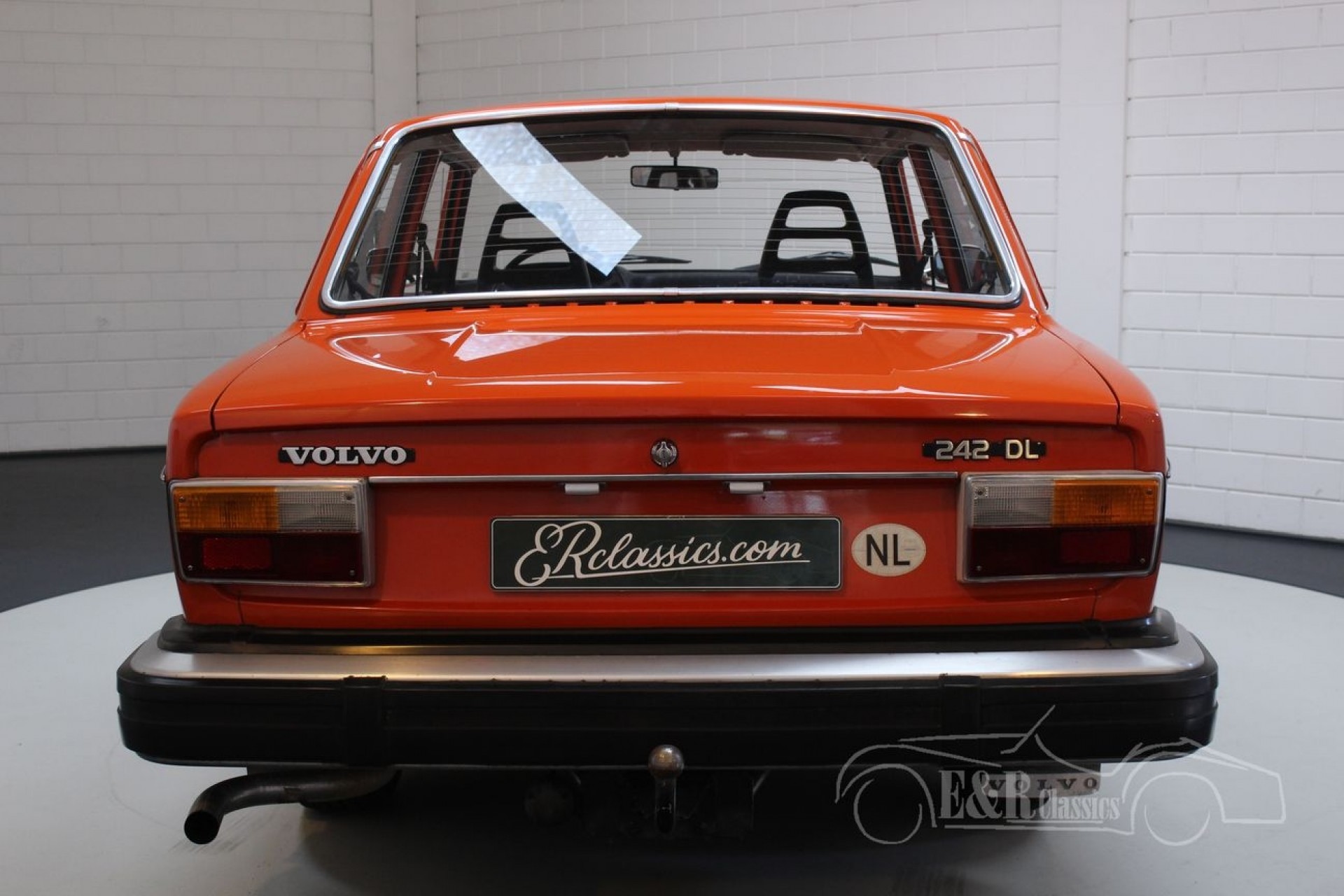 Volvo 242 1975 for sale at ERclassics