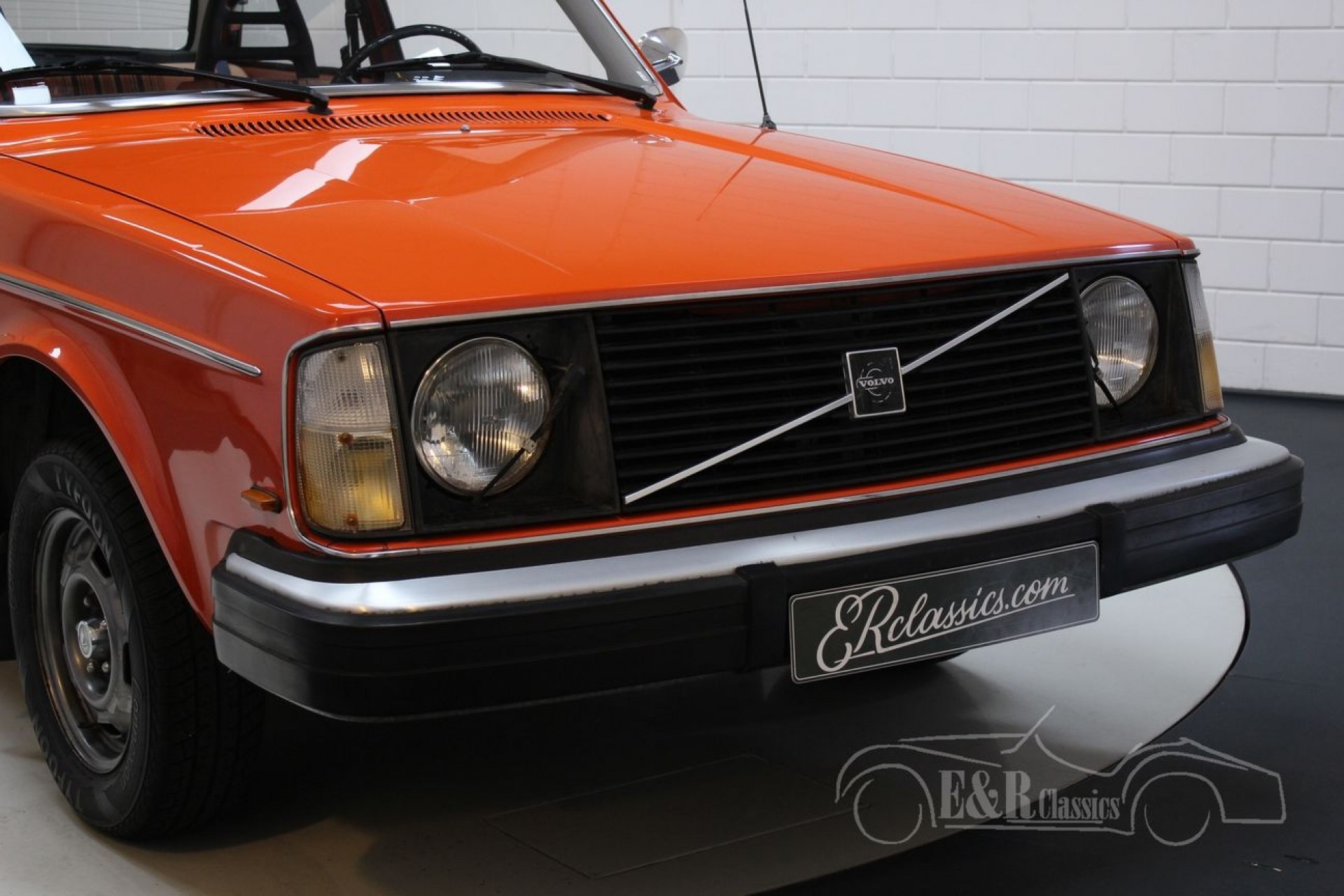 Volvo 242 1975 for sale at ERclassics