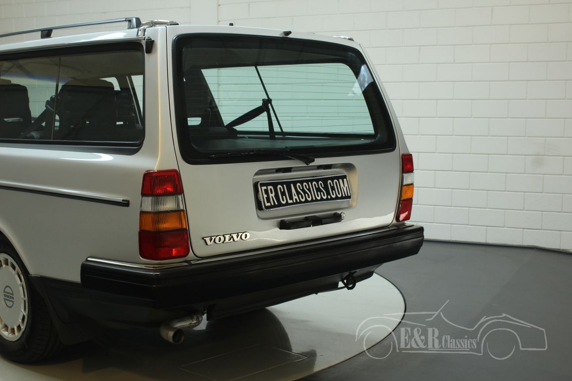 Volvo 245 Wagon 1991 for sale at Erclassics