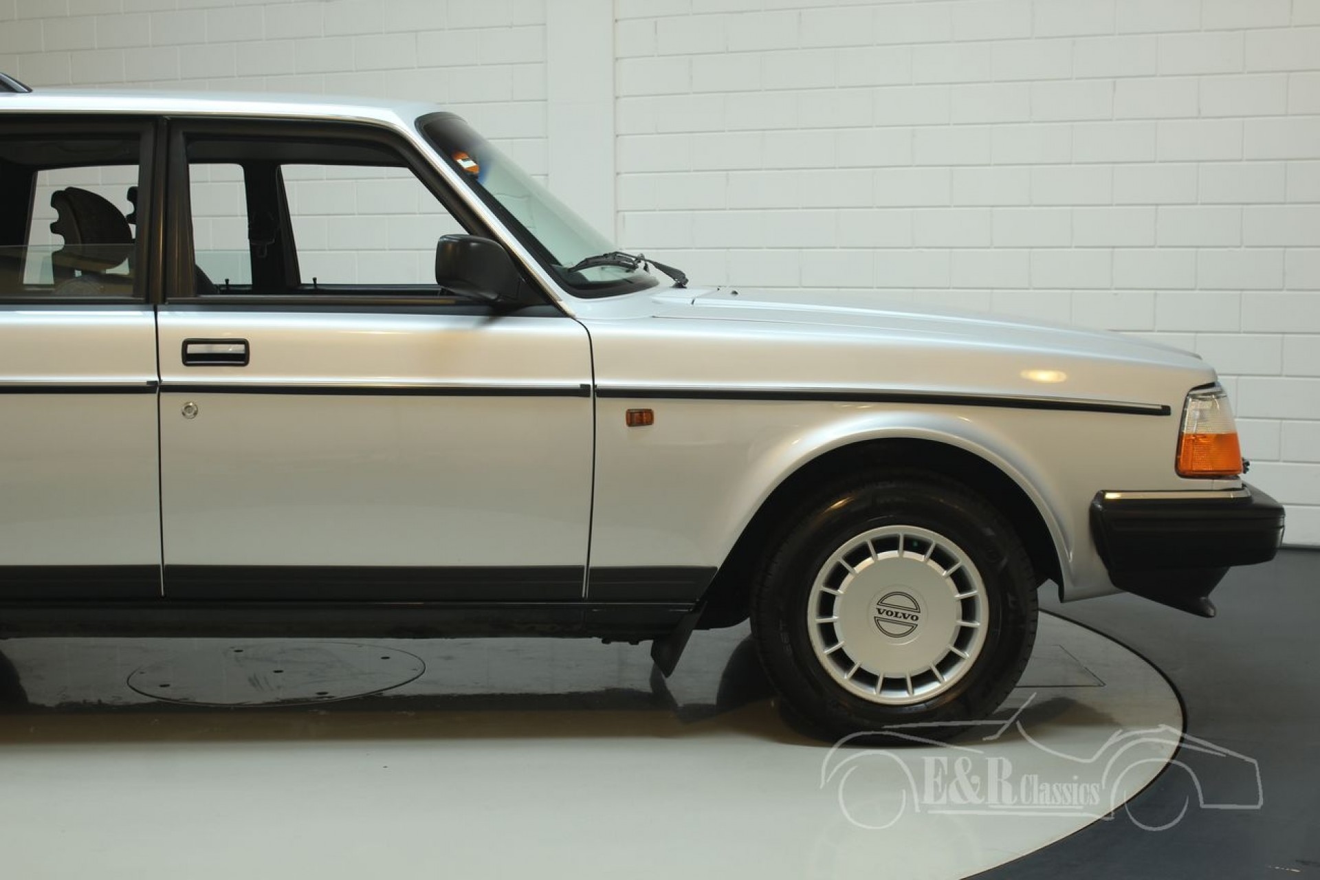 Volvo 245 Wagon 1991 for sale at Erclassics