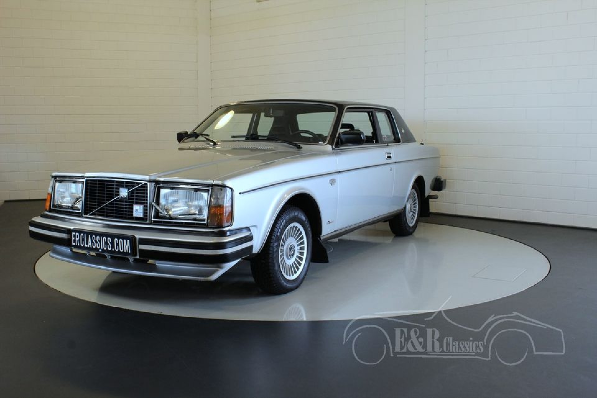 Volvo 262 coupe Bertone 1978 for sale at ERclassics