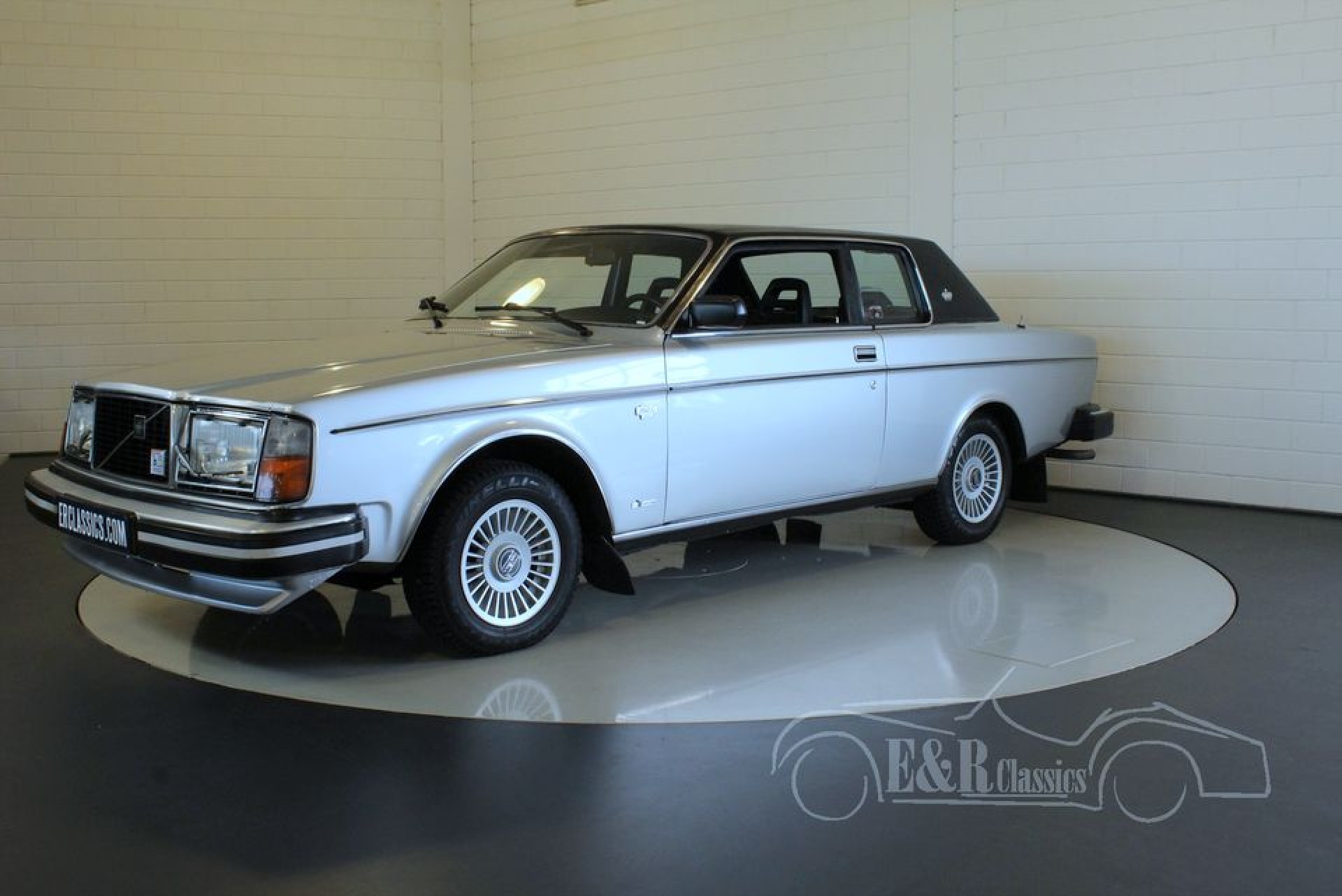 Volvo 262 coupe Bertone 1978 for sale at ERclassics