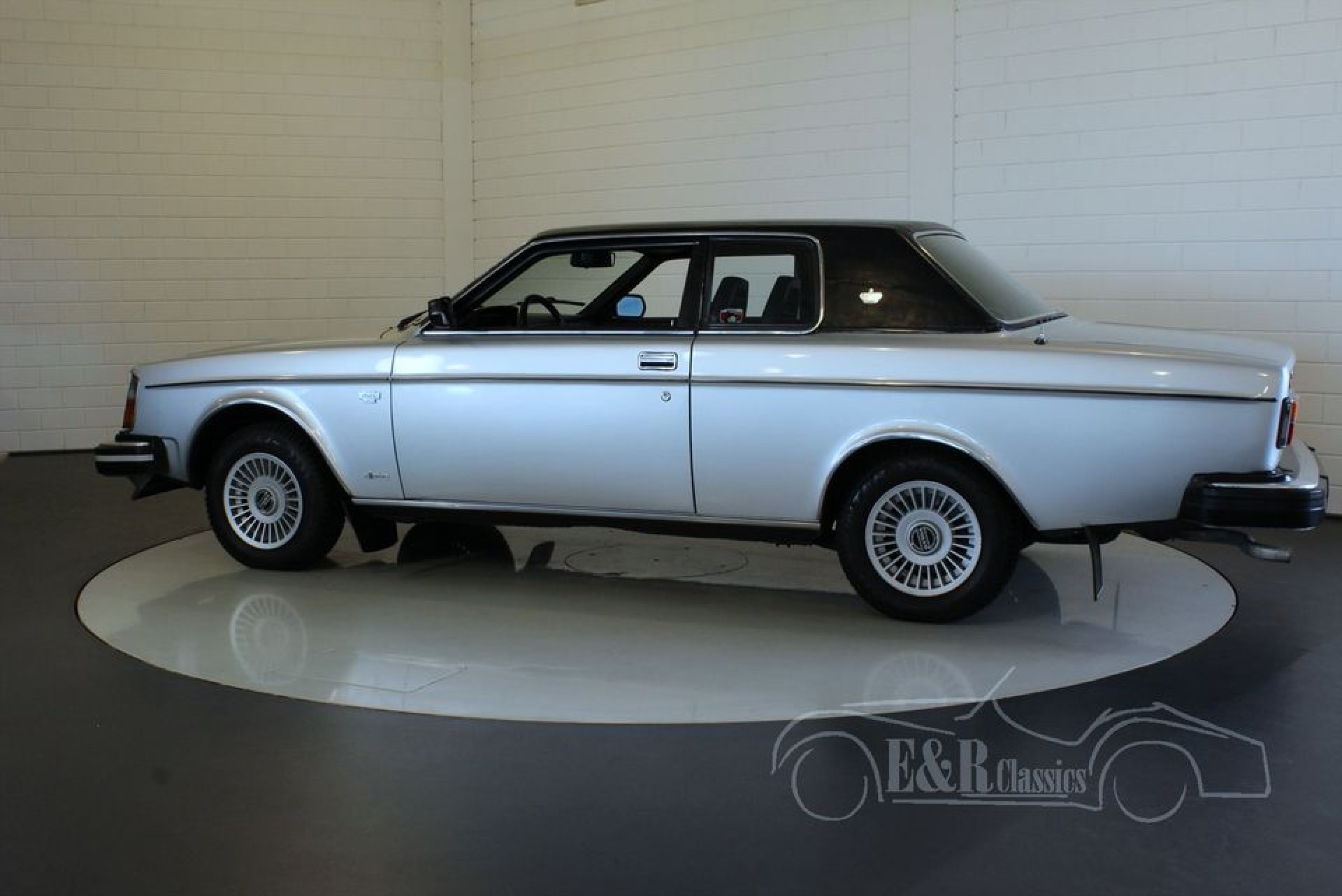 Volvo 262 coupe Bertone 1978 for sale at ERclassics
