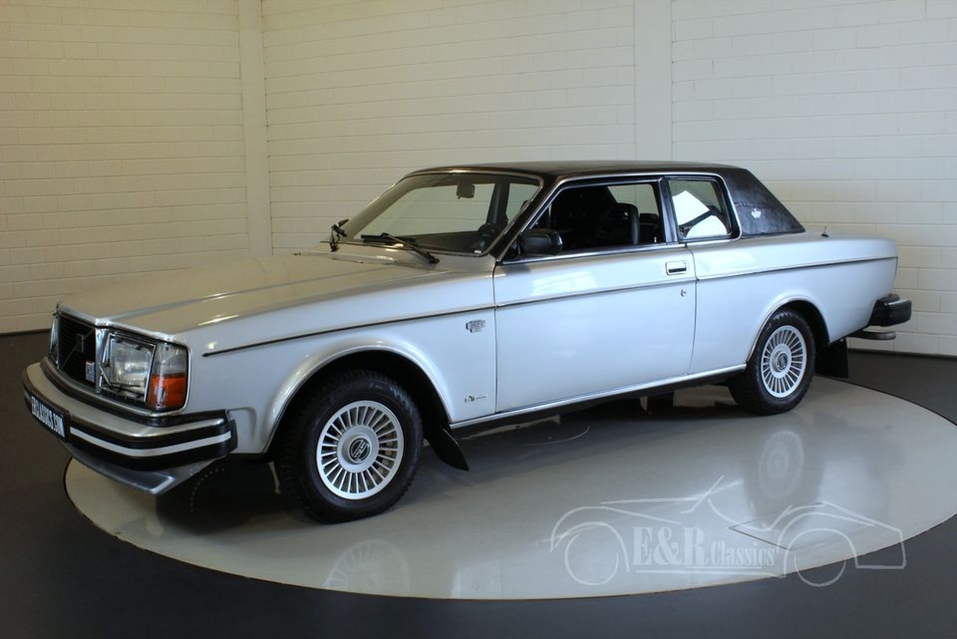 Volvo 262 coupe Bertone 1978 for sale at ERclassics