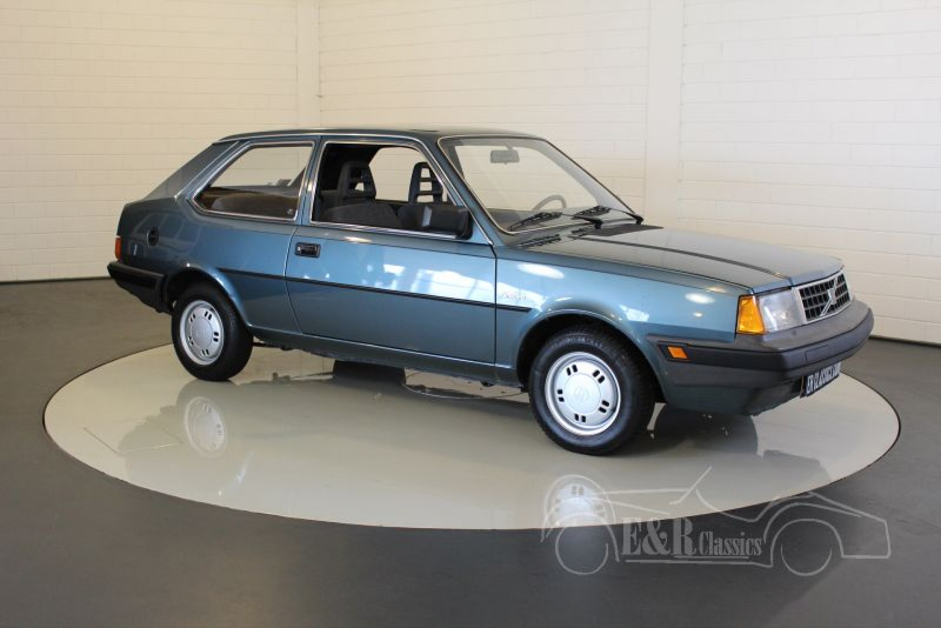 Volvo 340 DL 1988 for sale at ERclassics