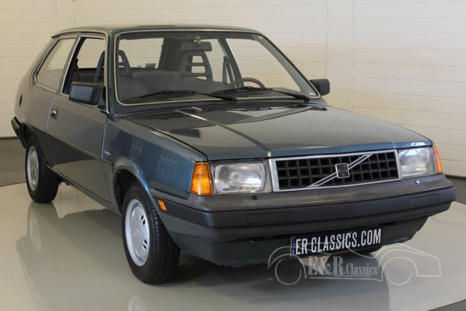 Volvo 340 DL 1988 for sale at ERclassics