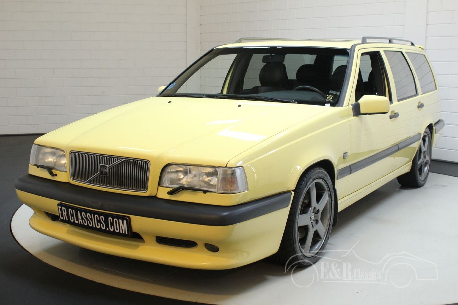 Volvo 850 T-5 R Station 1994 for sale at ERclassics