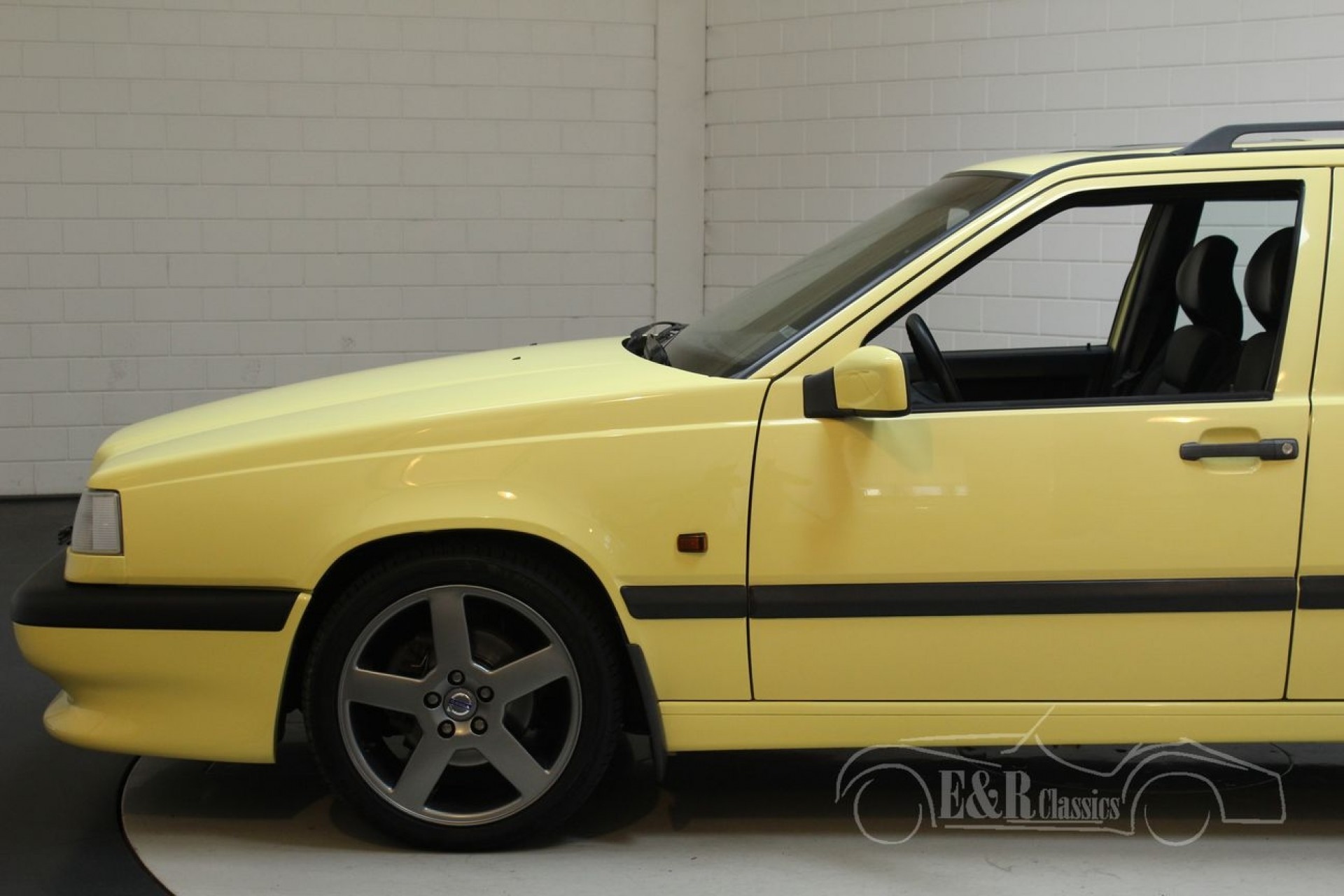 Volvo 850 T5-R Station 1995 for sale at ERclassics