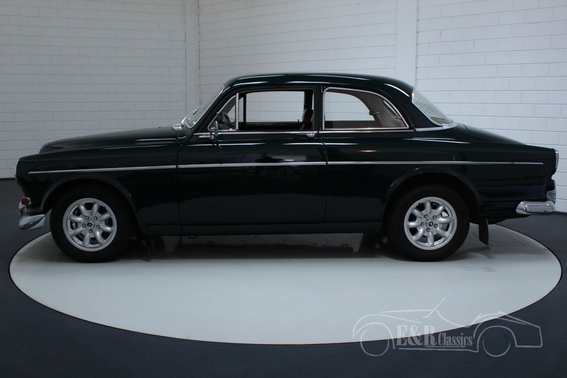 Volvo Amazon overdrive dark green 1968 for sale at ERclassics